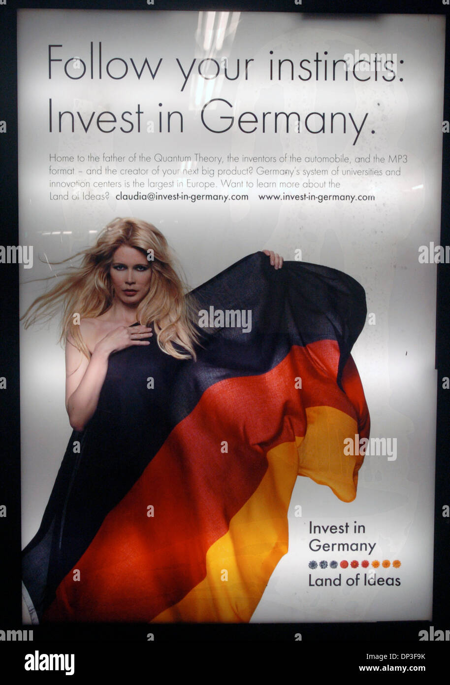 Jul 03, 2006; Manhattan, NY, USA; Claudia Schiffer advertising ...