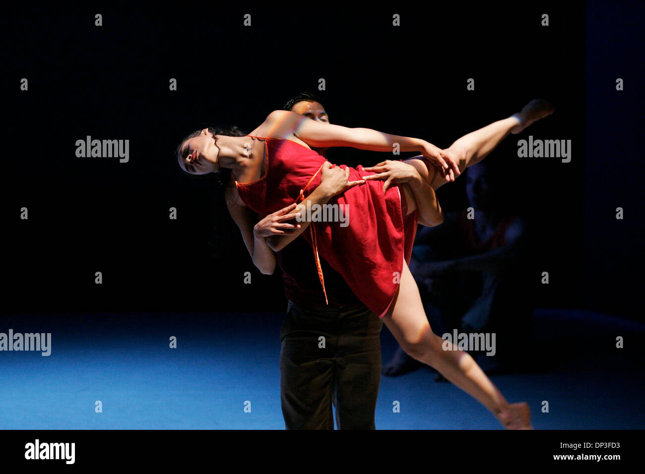 Jul 03, 2006; San Diego, CA, USA; LUX BOREAL DANZA CONTEMPORANEA dance ...