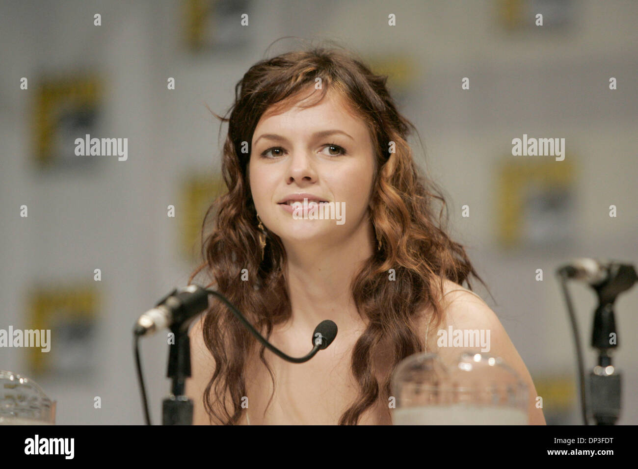 Amber tamblyn during hi-res stock photography and images - Alamy