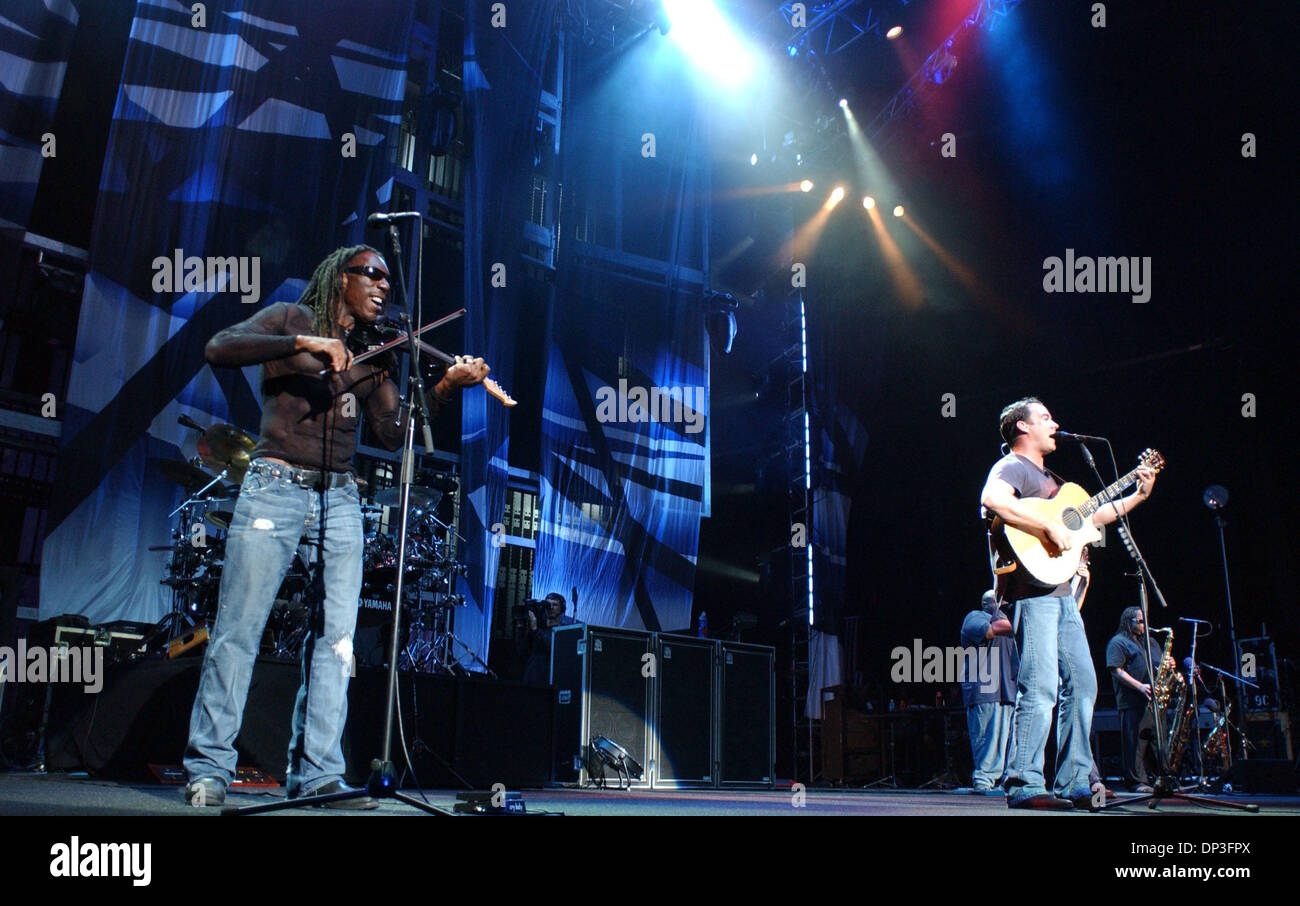Jul 04, 2006; Virginia Beach, VA, USA; DAVE MATTHEWS BAND rocks the ...