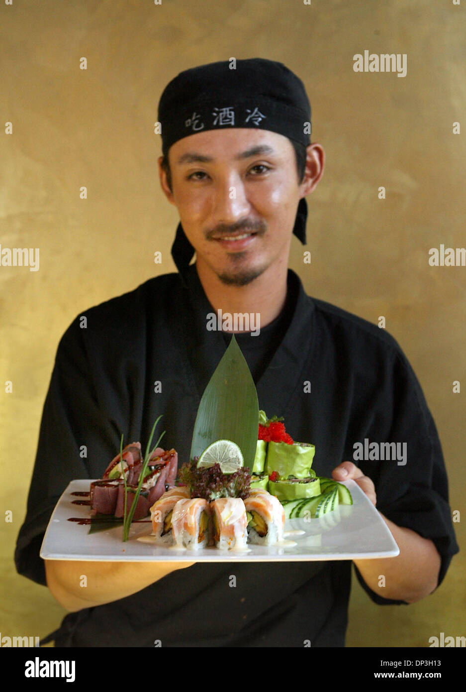 Sushi bar hollywood hi-res stock photography and images - Alamy