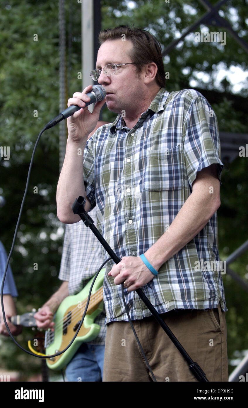 Jul 08, 2006; Raleigh, NC, USA; The Connells perform live as their 2006 ...