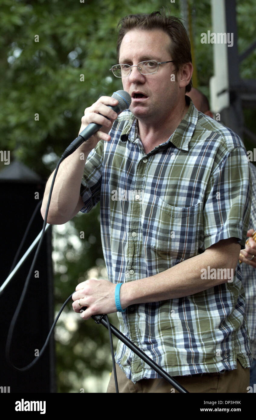 Jul 08, 2006; Raleigh, NC, USA; The Connells perform live as their 2006 ...