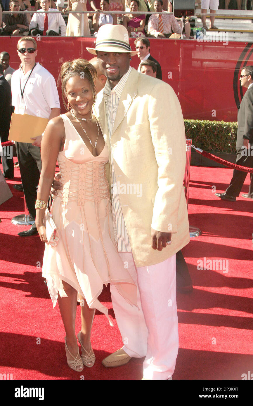 Jul 12, 2006; Los Angeles, CA, USA; Basketball Player DWYANE WADE and ...