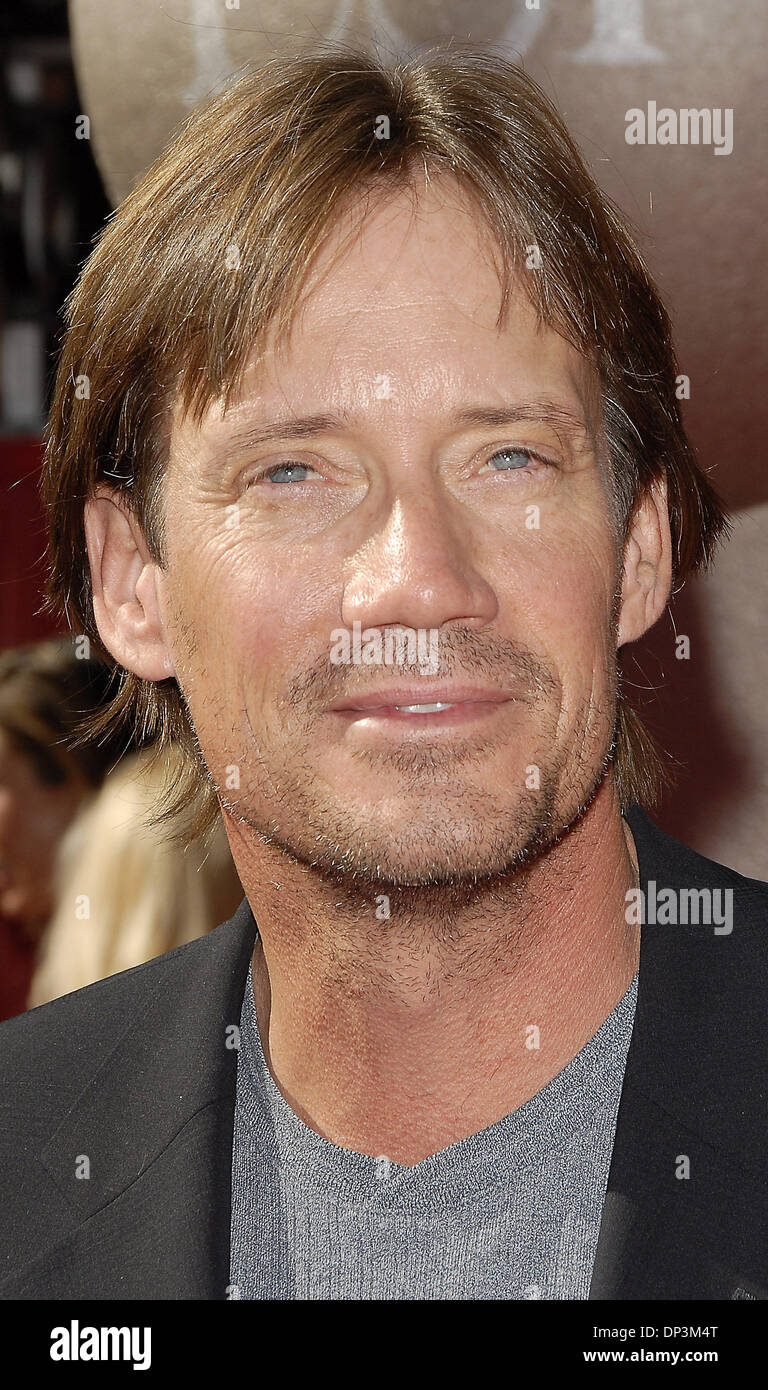 Jul 12, 2006; Hollywood, CA, USA; Actor KEVIN SORBO at the 2006 ESPY ...