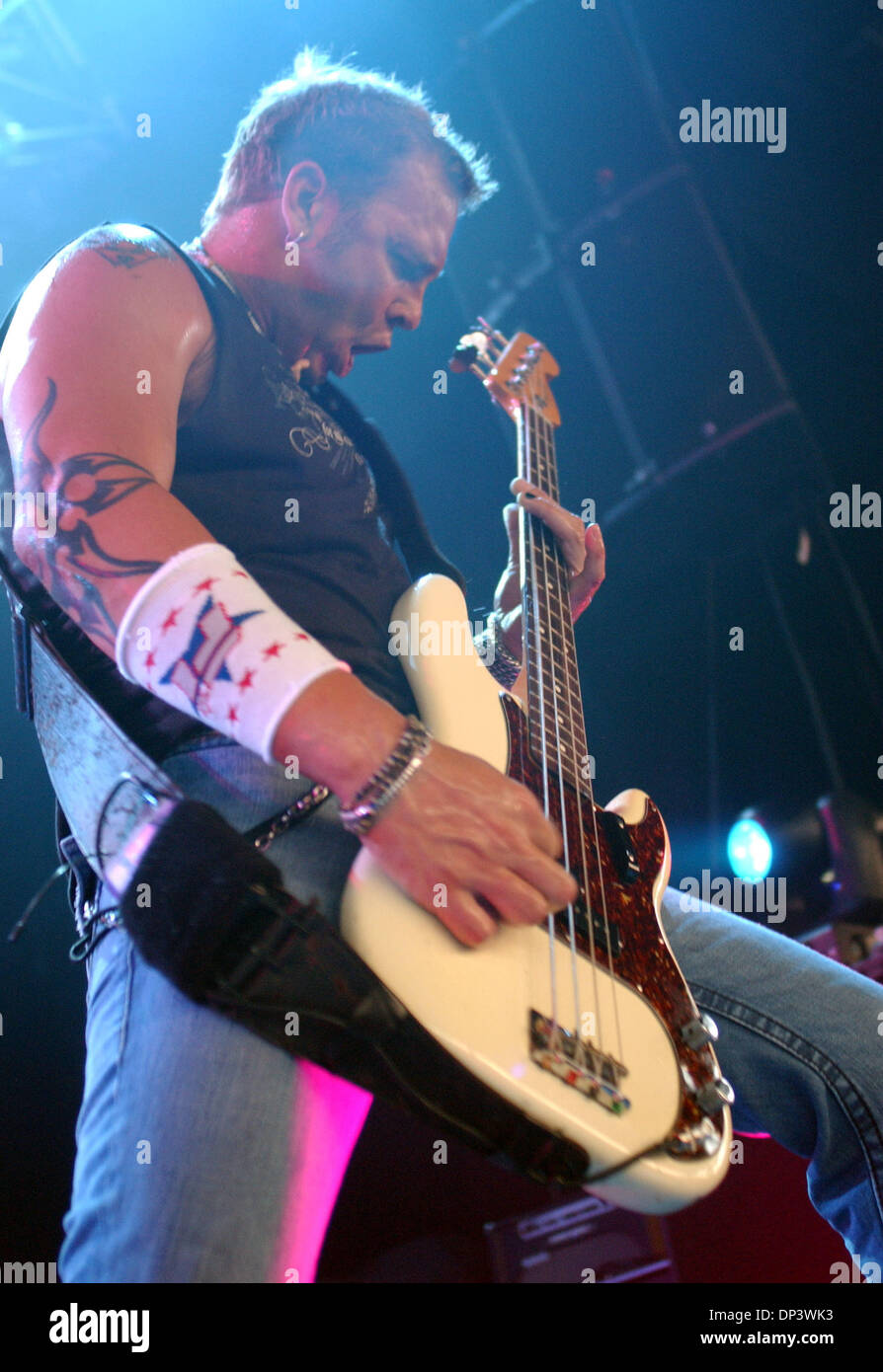 Jul 18, 2006; Raleigh, NC, USA; Guitarist CHRIS HENDERSON of the band 3 ...
