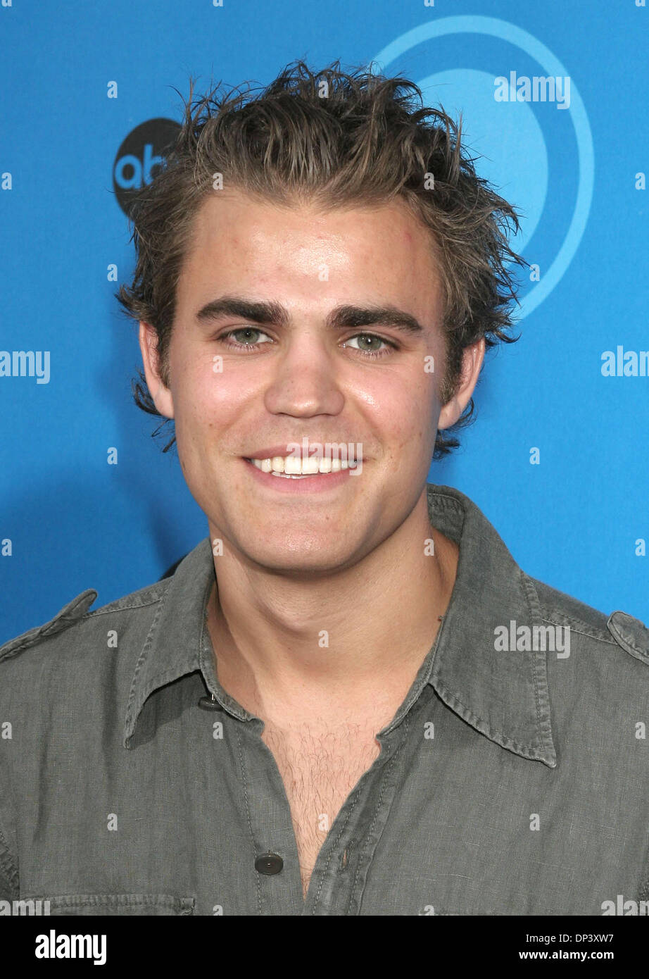 Jul 19, 2006; Los Angeles, CA, USA; Actor PAUL WESLEY at the ABC Summer ...