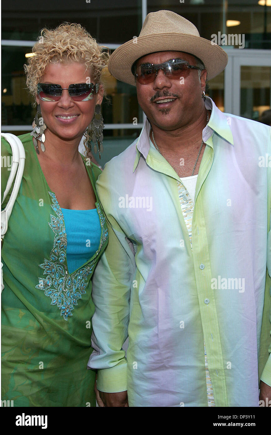 Jul 19, 2006; Hollywood, CA, USA; Singer HOWARD HEWITT during arrivals ...