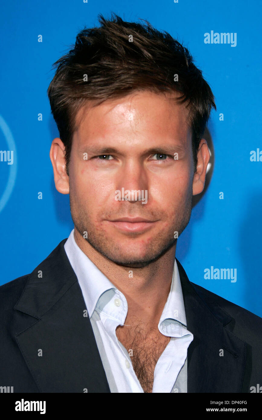 Matthew davis hi-res stock photography and images - Alamy