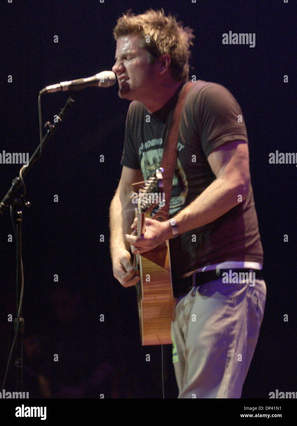 Matt nathanson hi-res stock photography and images - Alamy