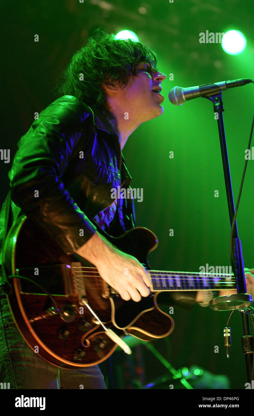 Ryan adams tour hi-res stock photography and images - Alamy