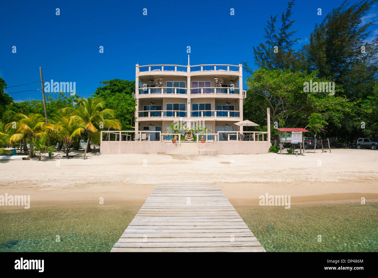 Condominium building honduras hi-res stock photography and images - Alamy