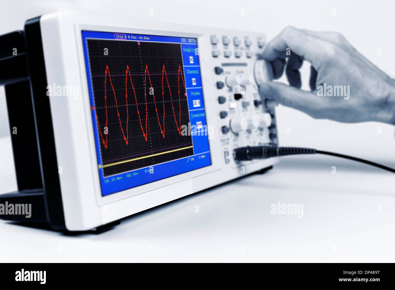 Oscilloscope hand hi-res stock photography and images - Alamy