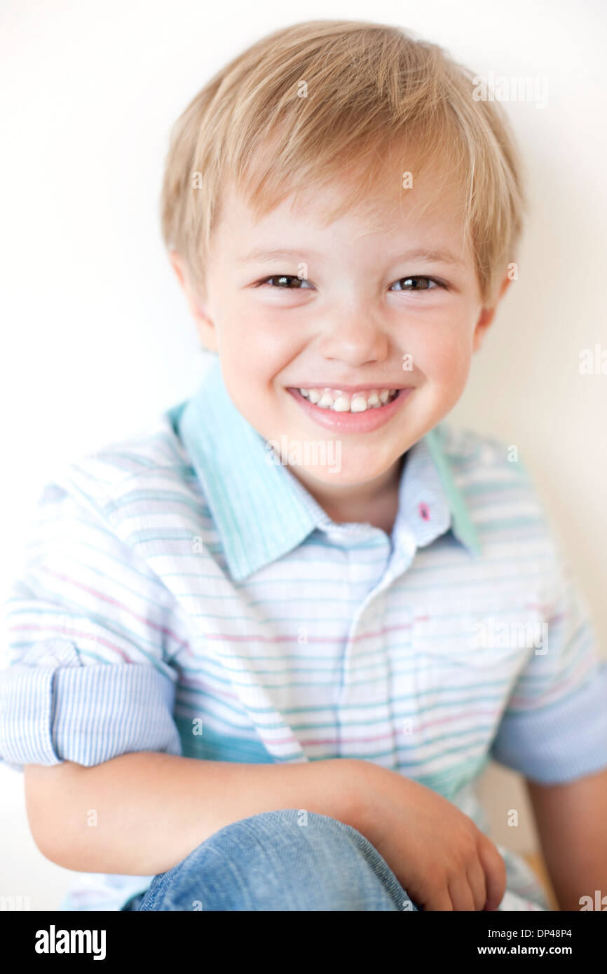 Four day old hi-res stock photography and images - Alamy