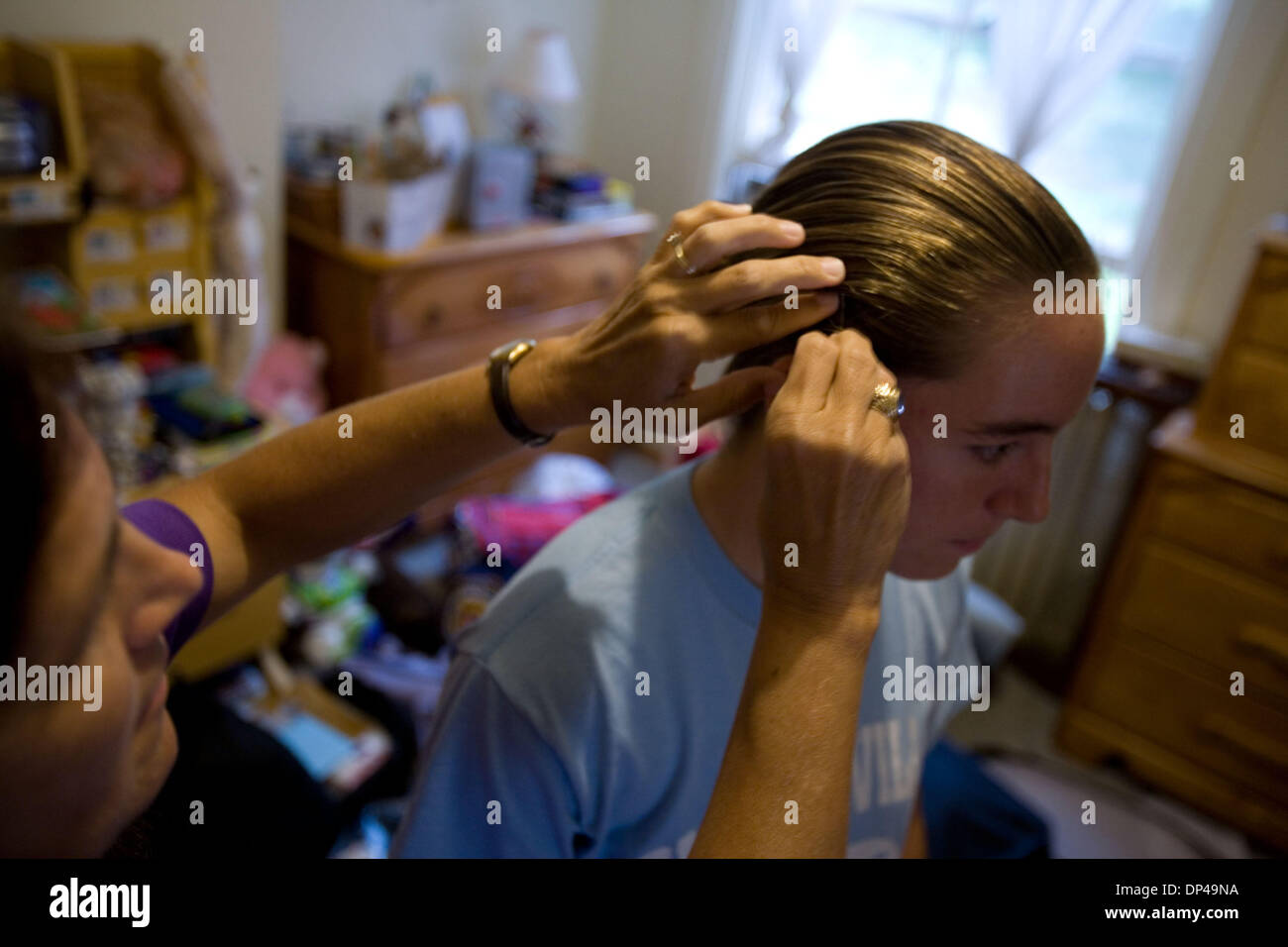 Laura with bun hi-res stock photography and images - Alamy