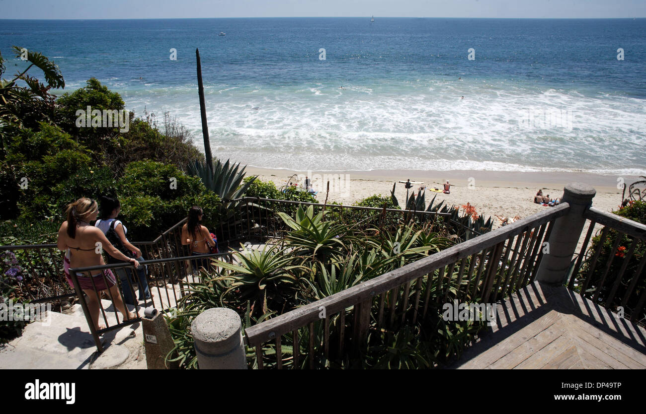 Thalia street beach hi-res stock photography and images - Alamy
