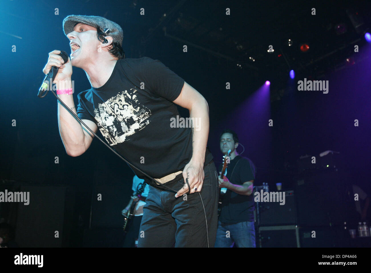 Aug 01, 2006; New York, NY, USA; Singer KEVIN MARTIN of Candlebox ...
