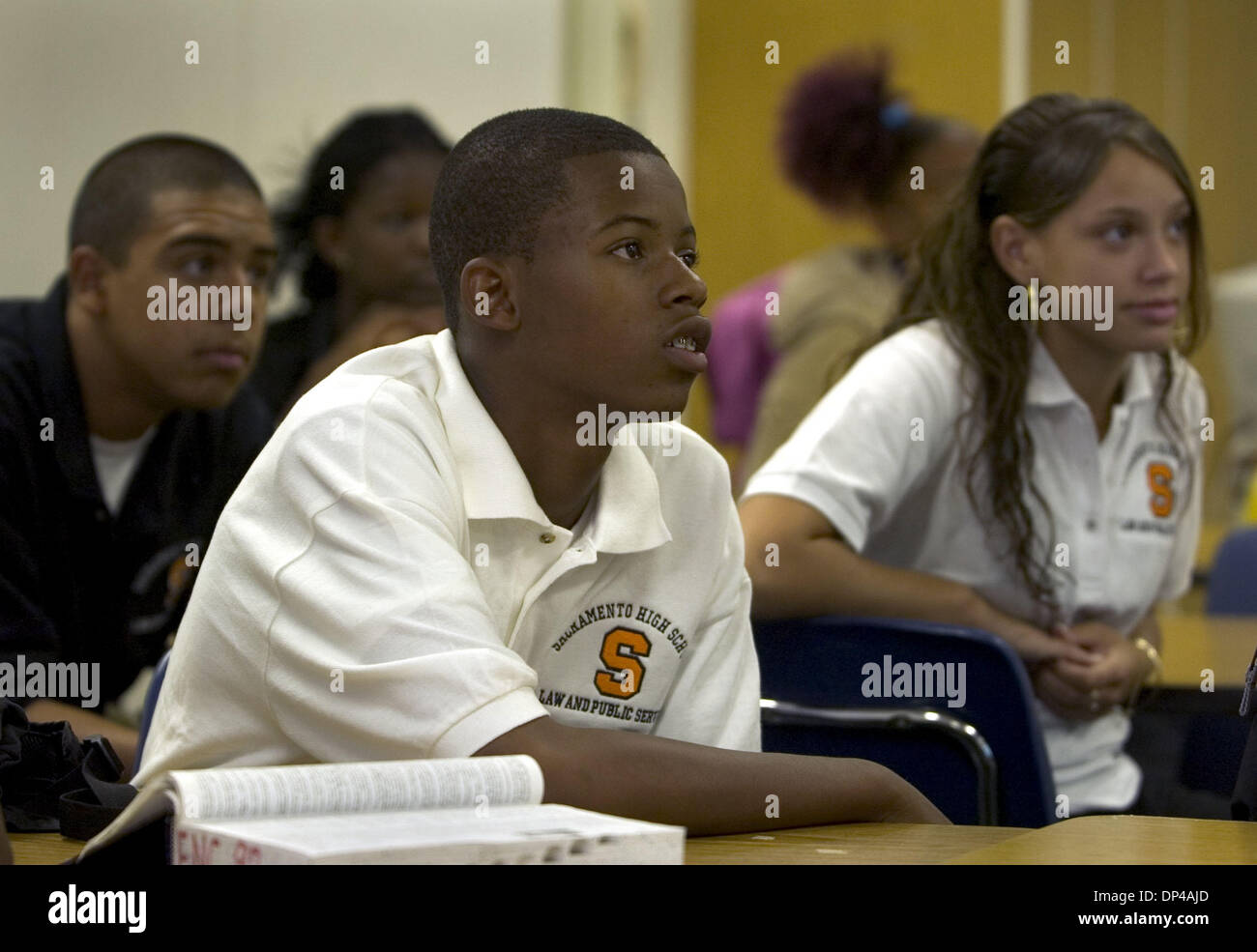 High school students police officer hi-res stock photography and images ...