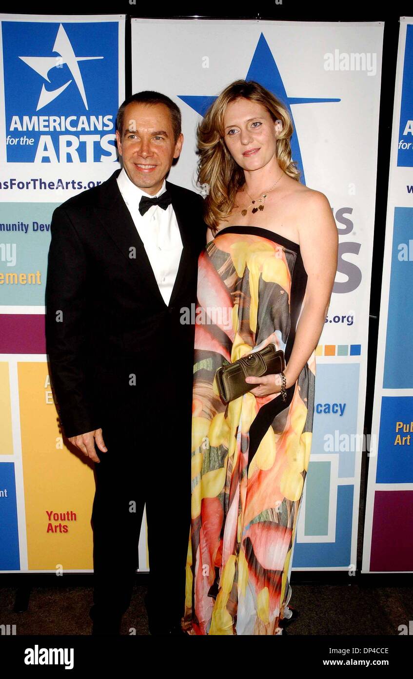 Jeff koons wife justine wheeler hi-res stock photography and images - Alamy