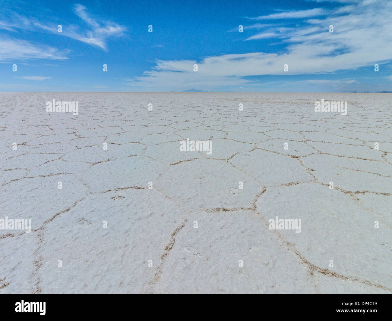 Hexagon shaped formations that comprise the Salar de Uyuni salt flats ...