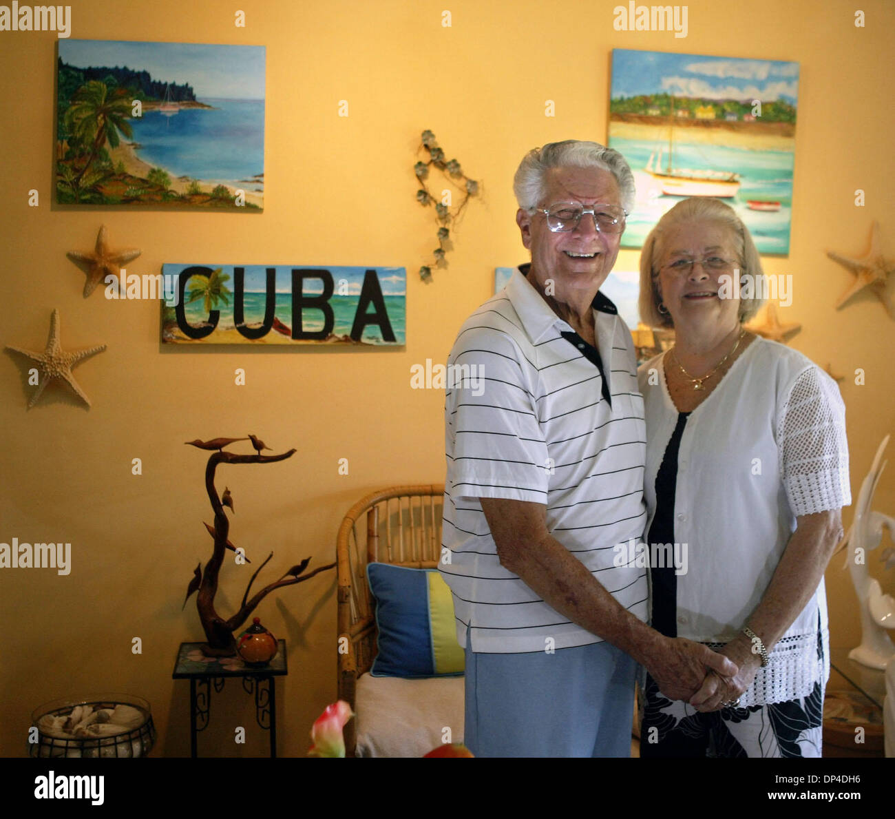 Aug 06, 2006; Palm Springs, FL, USA; Cuban-born Orlando and Manuela ...