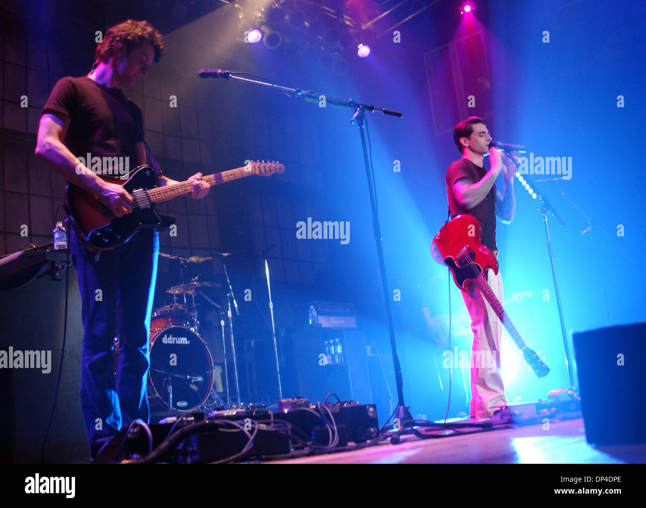 Aug 07, 2006; Myrtle Beach, SC, USA; Singer CHRIS CARRABBA (R) of ...
