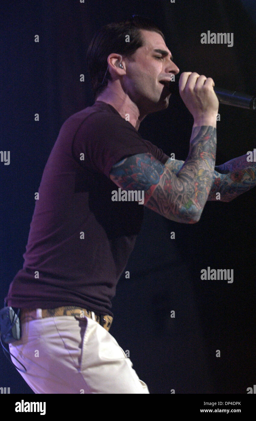 Aug 07, 2006; Myrtle Beach, SC, USA; Singer CHRIS CARRABBA of Dashboard ...