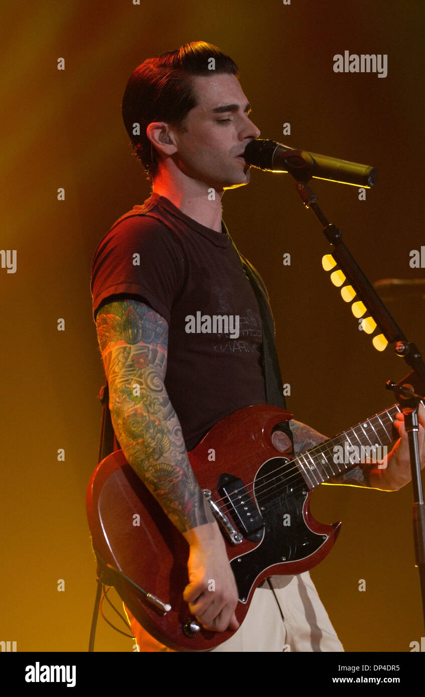 Aug 07, 2006; Myrtle Beach, SC, USA; Singer CHRIS CARRABBA of Dashboard ...