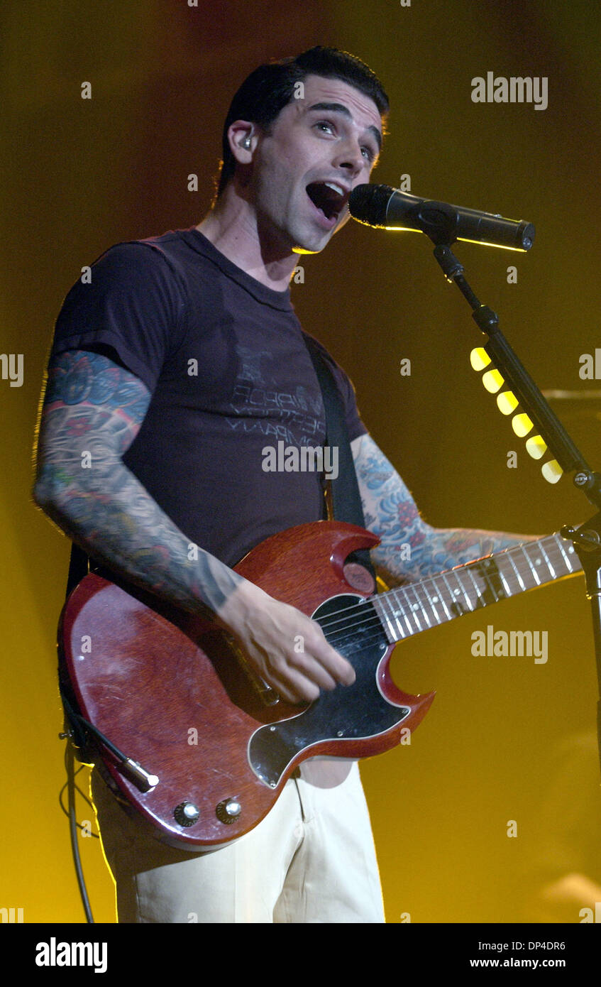 Aug 07, 2006; Myrtle Beach, SC, USA; Singer CHRIS CARRABBA of Dashboard ...