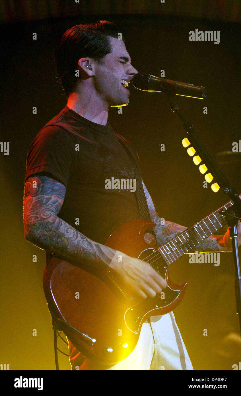 Aug 07, 2006; Myrtle Beach, SC, USA; Singer CHRIS CARRABBA of Dashboard ...