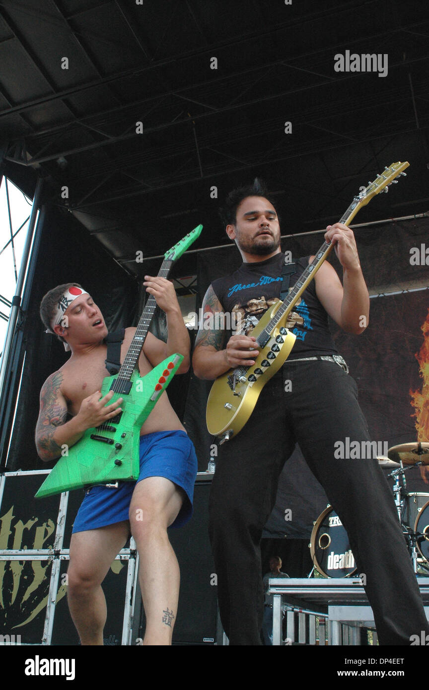 Travis miguel of atreyu hi-res stock photography and images - Alamy