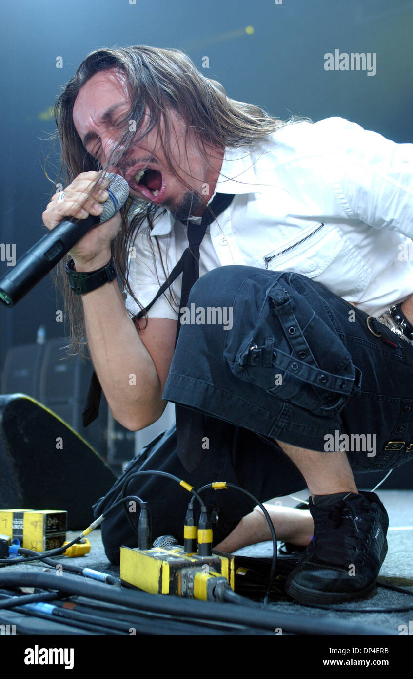 Lacuna coil singer hi-res stock photography and images - Alamy