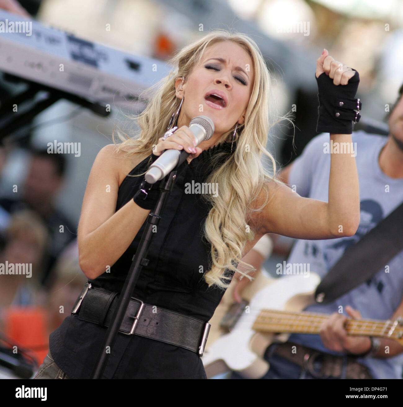 Aug 11, 2006; New York, NY, USA; 'American Idol' singer CARRIE ...