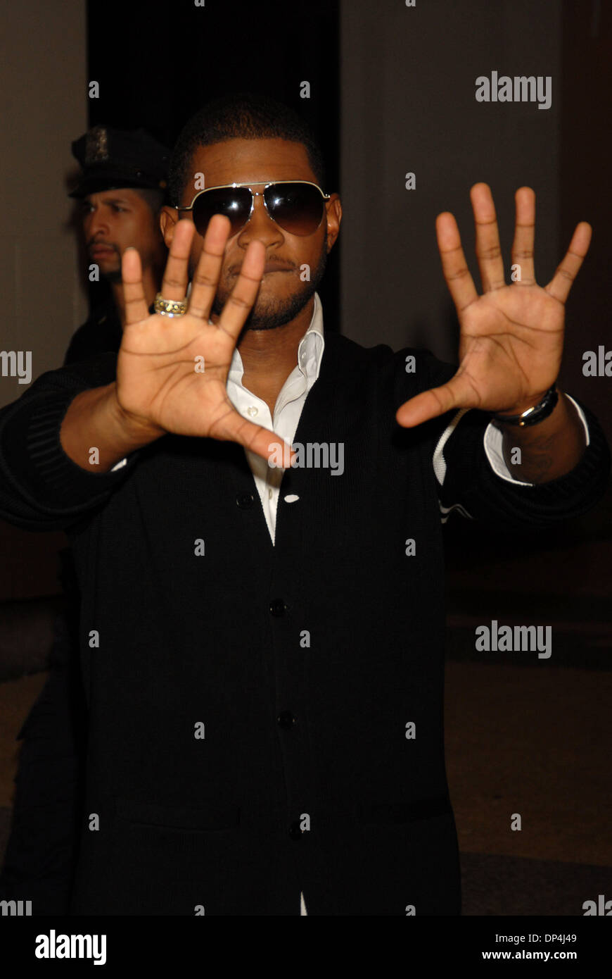 Aug 14, 2006; New York, NY, USA; USHER arrives at MTV studios for his ...