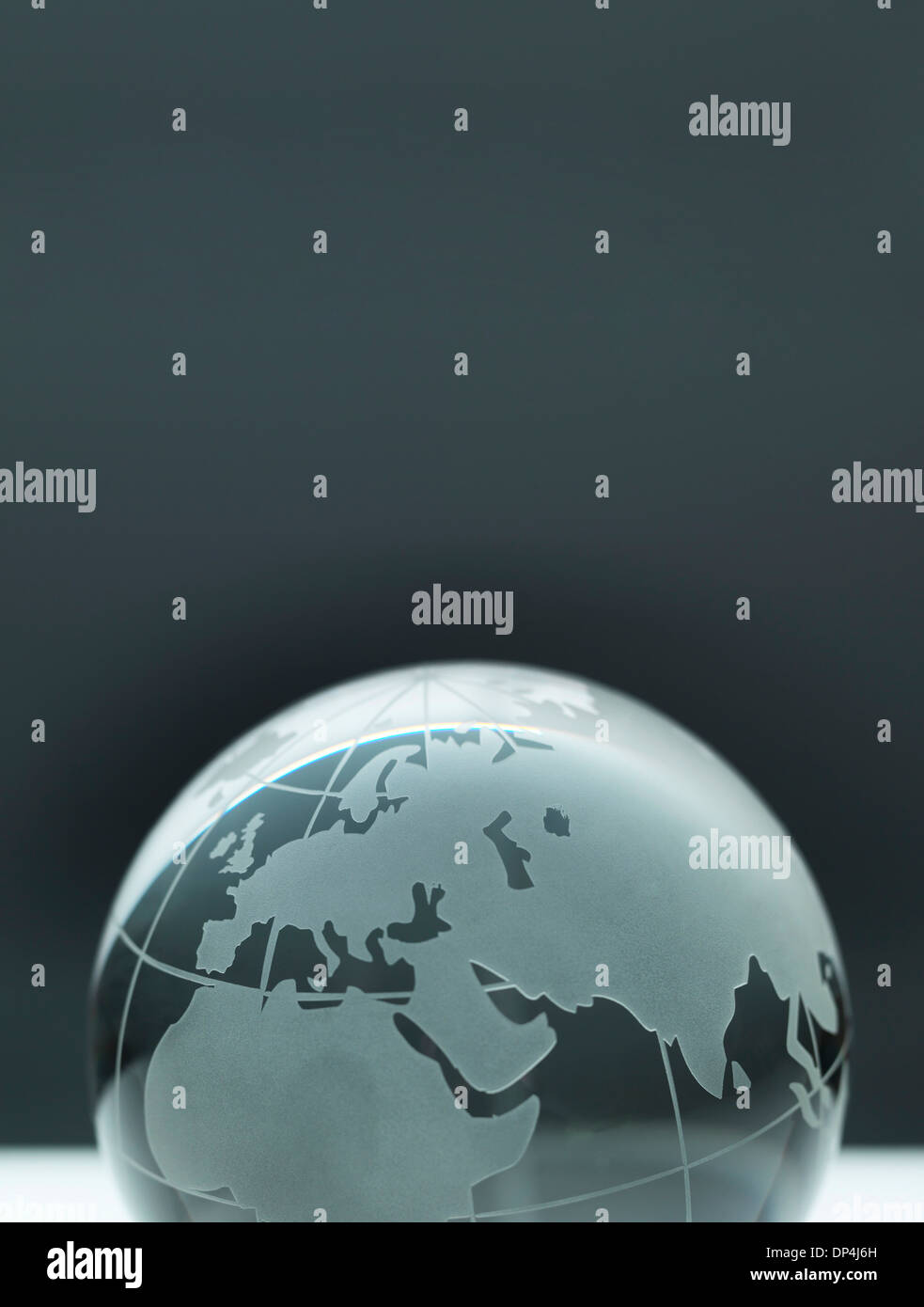 Northern hemisphere map hi-res stock photography and images - Alamy