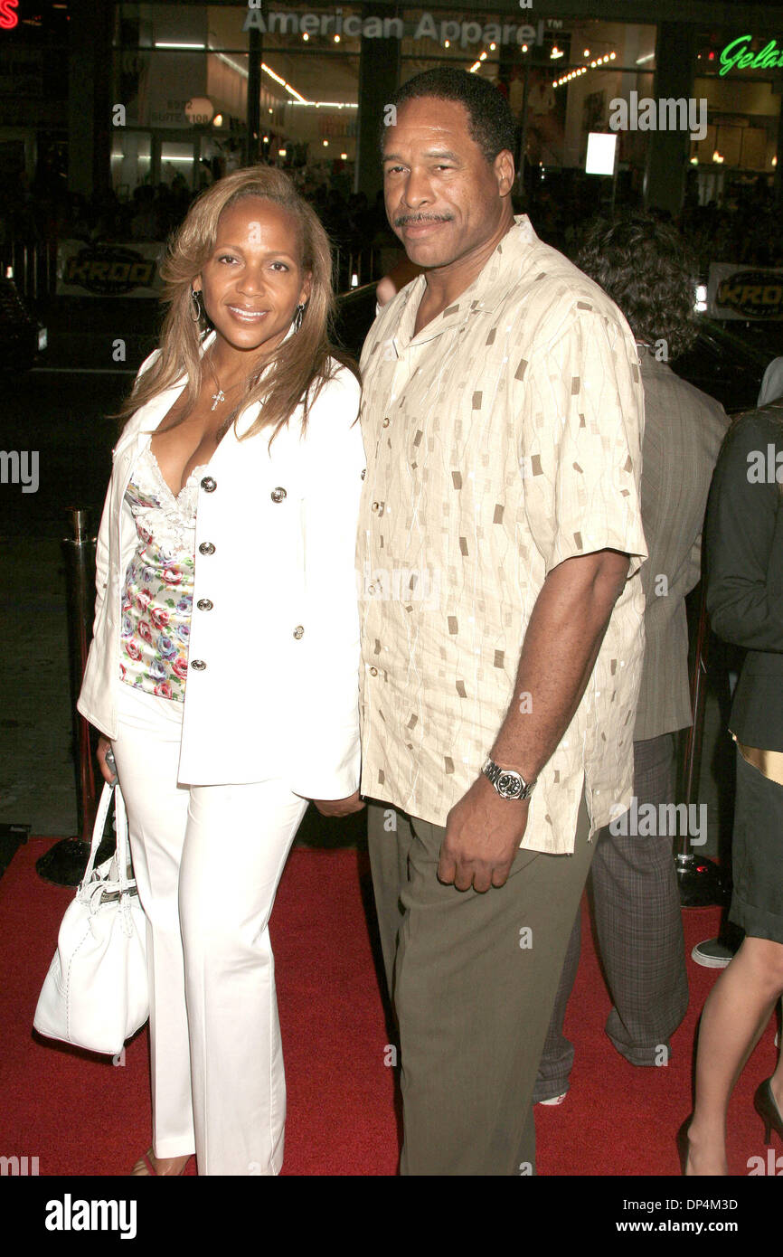 Paul Winfield Stock Photos & Paul Winfield Stock Images - Alamy