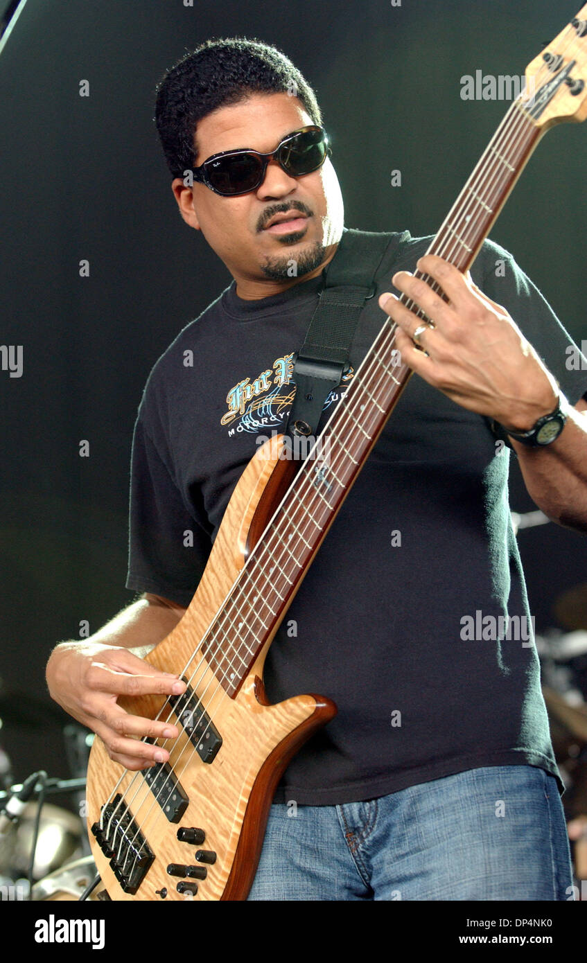 Side band hi-res stock photography and images - Alamy