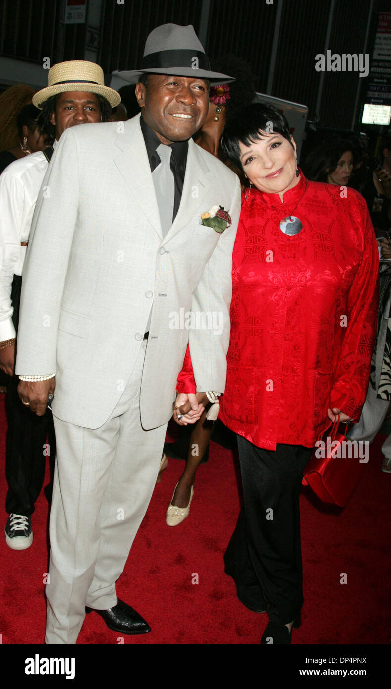 Liza minnelli new york hi-res stock photography and images - Alamy