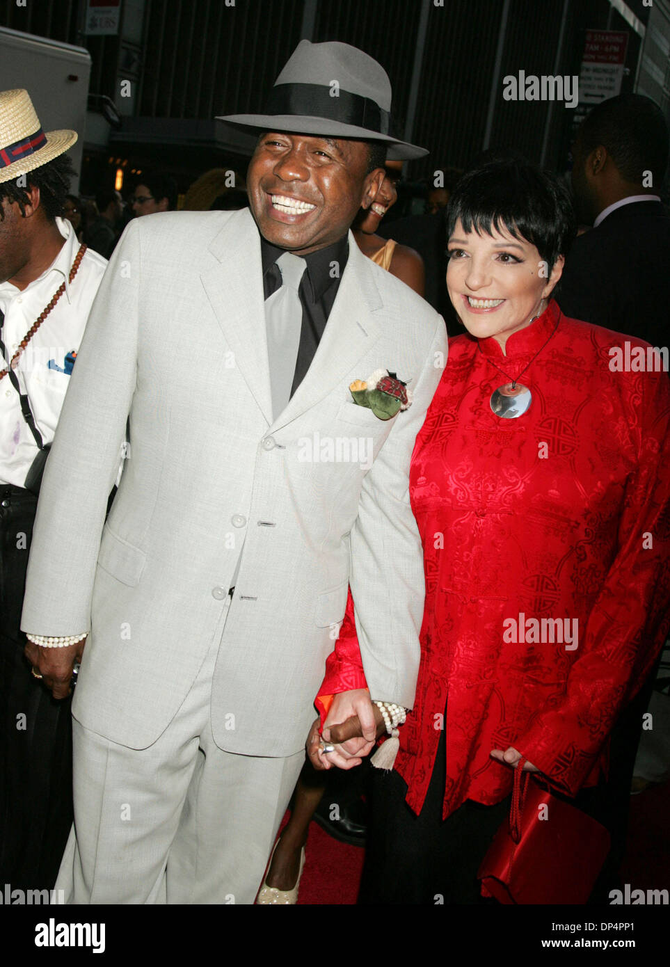 Liza minnelli new york hi-res stock photography and images - Alamy