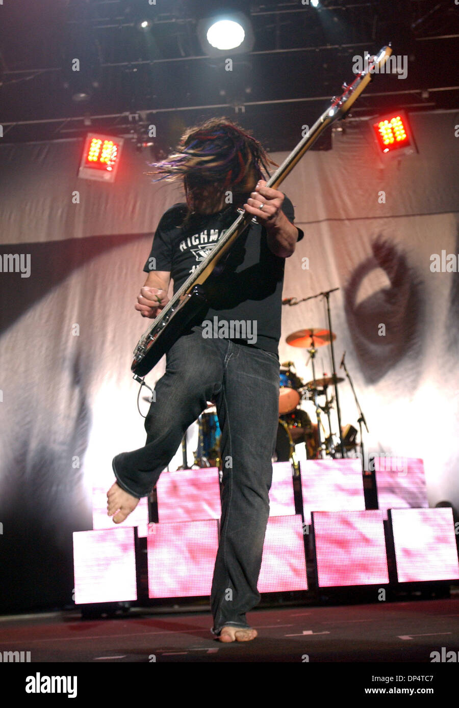 Aug 23, 2006; Raleigh, NC, USA; Bass Guitarist ROBBY TAKAC of The Goo ...