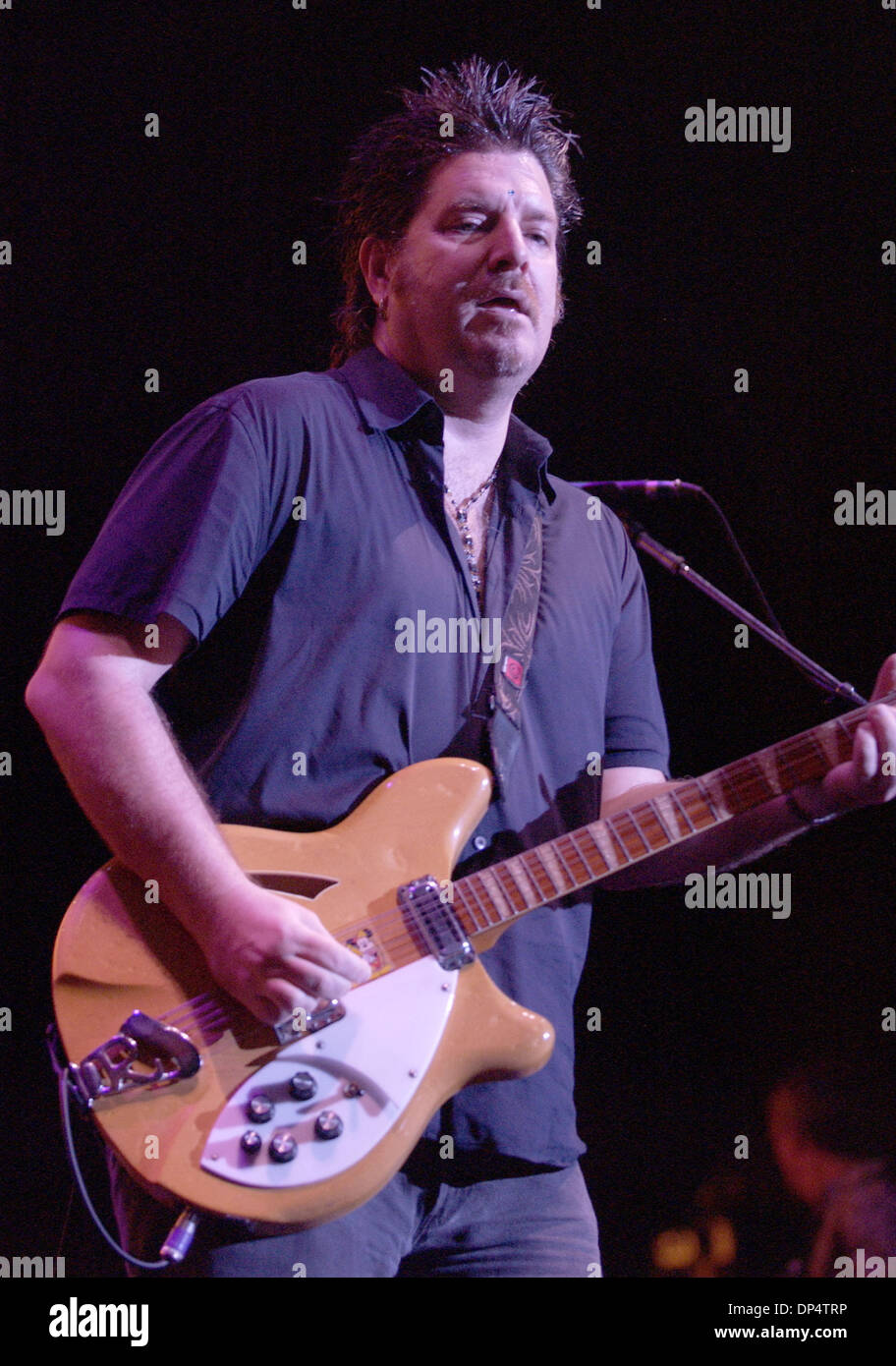 Aug 23, 2006; Raleigh, NC, USA; Musician DAVID IMMERGLUECK and band ...