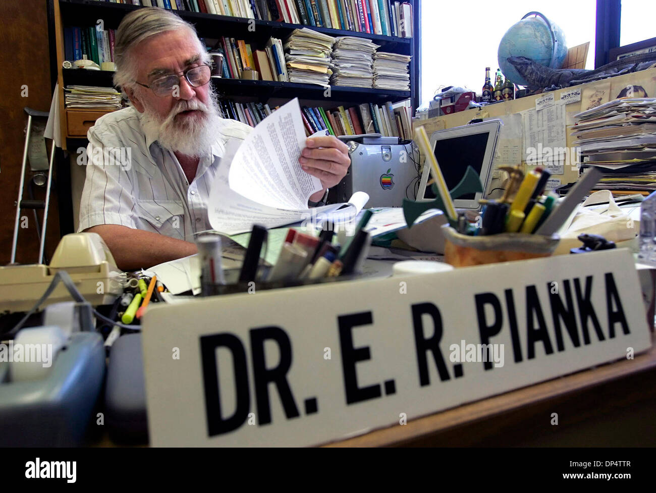 Aug 24, 2006; San Antonio, TEXAS, USA; University of Texas professor ERIC R PIANKA, seen ...