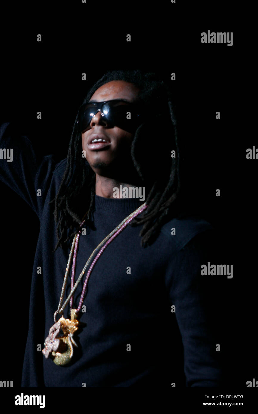 Aug 26, 2006; Jones Beach, NY, USA; LIL WAYNE performing during the Up ...