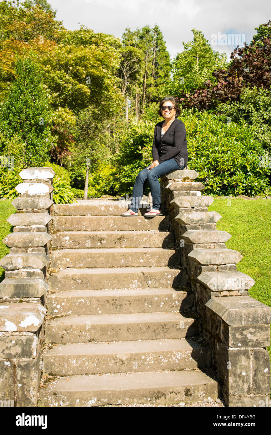 Castle grounds hi-res stock photography and images - Alamy