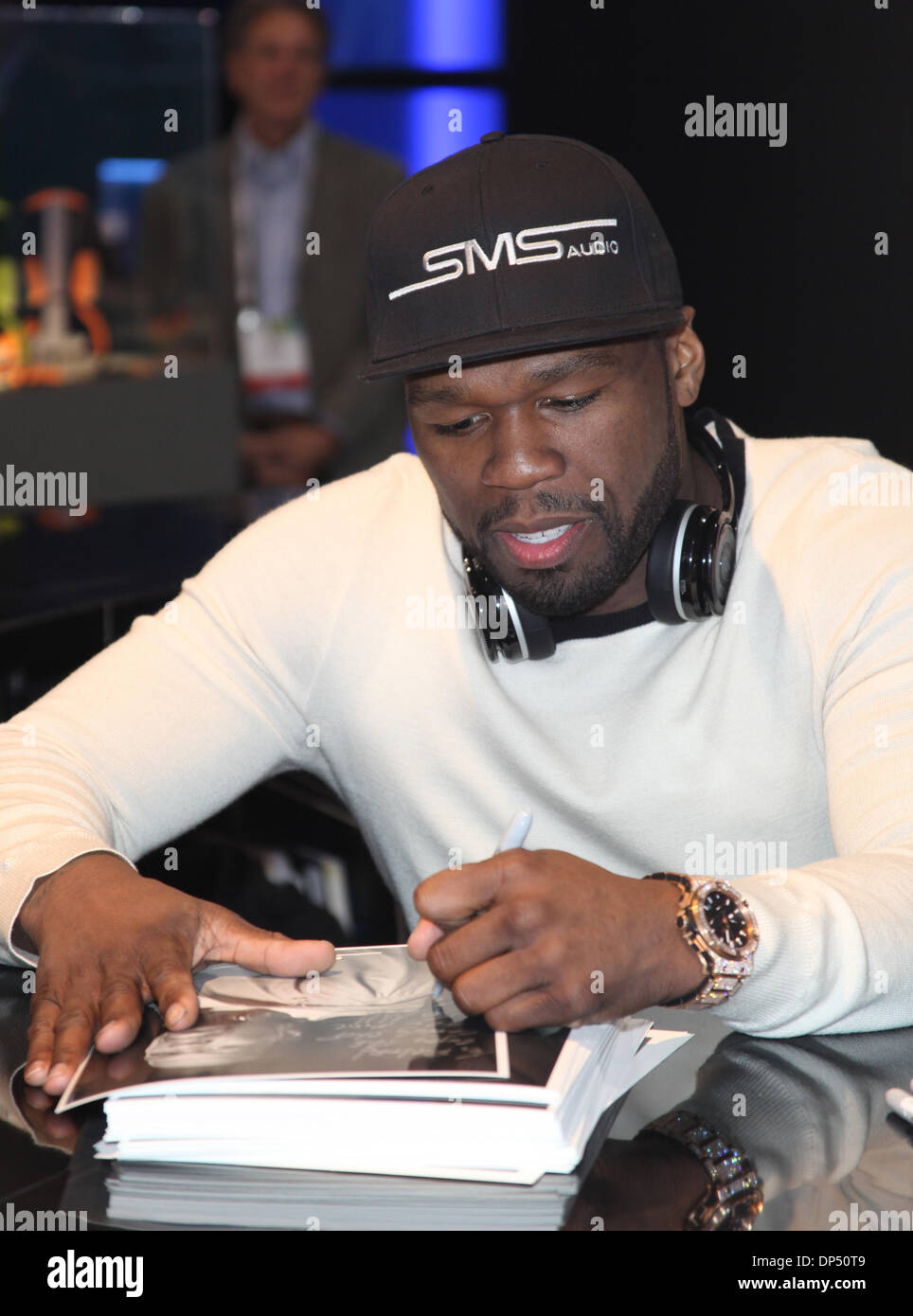 Las Vegas, Nevada, USA. 7th Jan, 2014. Rapper 50 Cents signs attends an ...