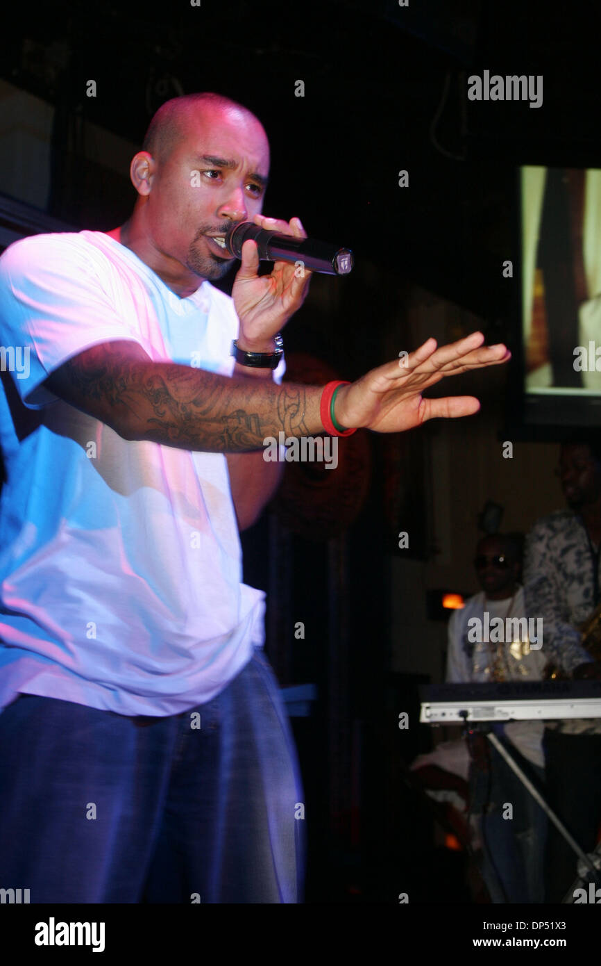 Aug 28, 2006; New York, NY, USA; Singer JOHNTA AUSTIN performing at ...