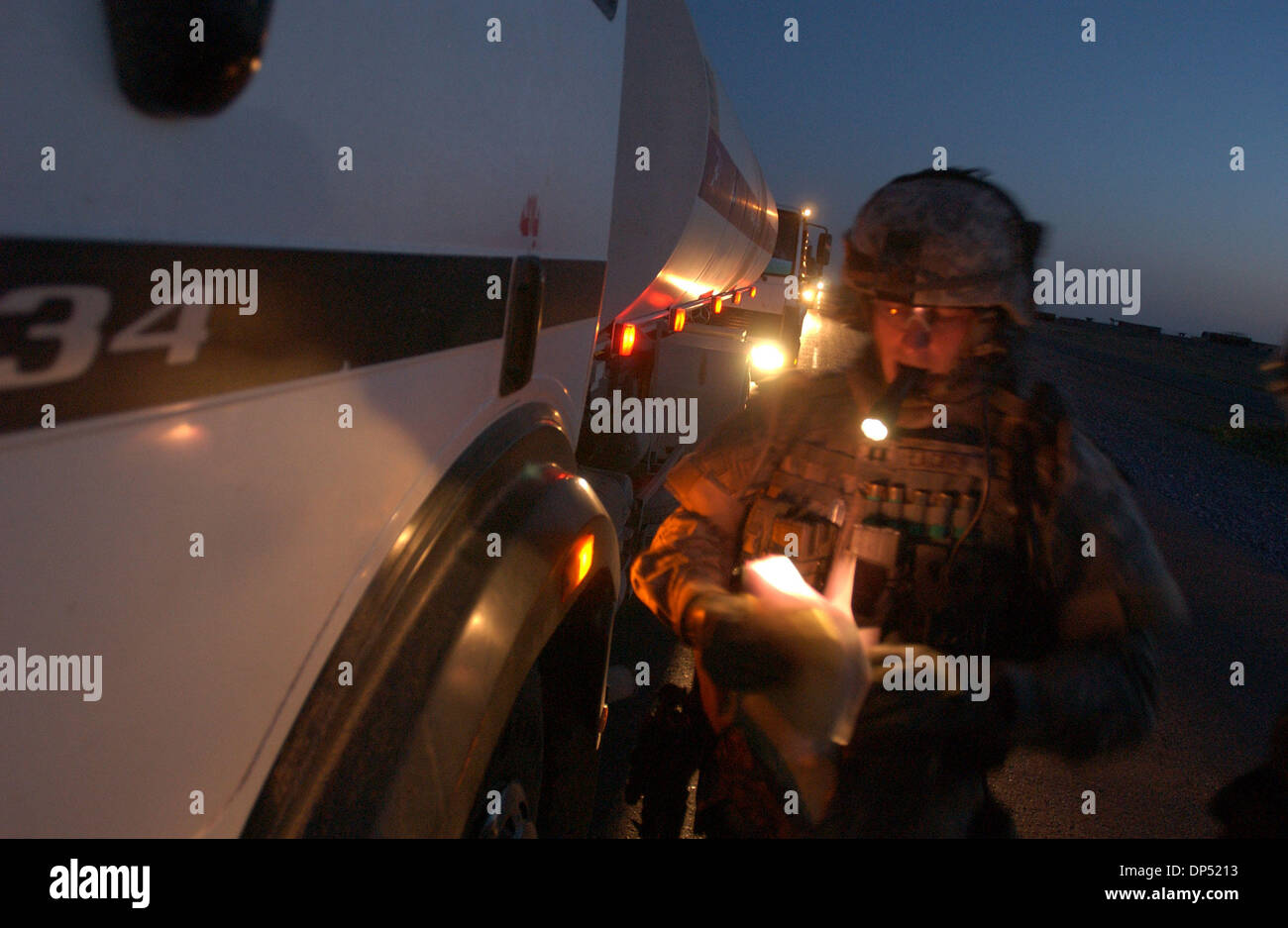 Aug 29, 2006; Bayji, Saluhiddin, IRAQ; Capt. Adam Lackey, Abu Co., 1st ...