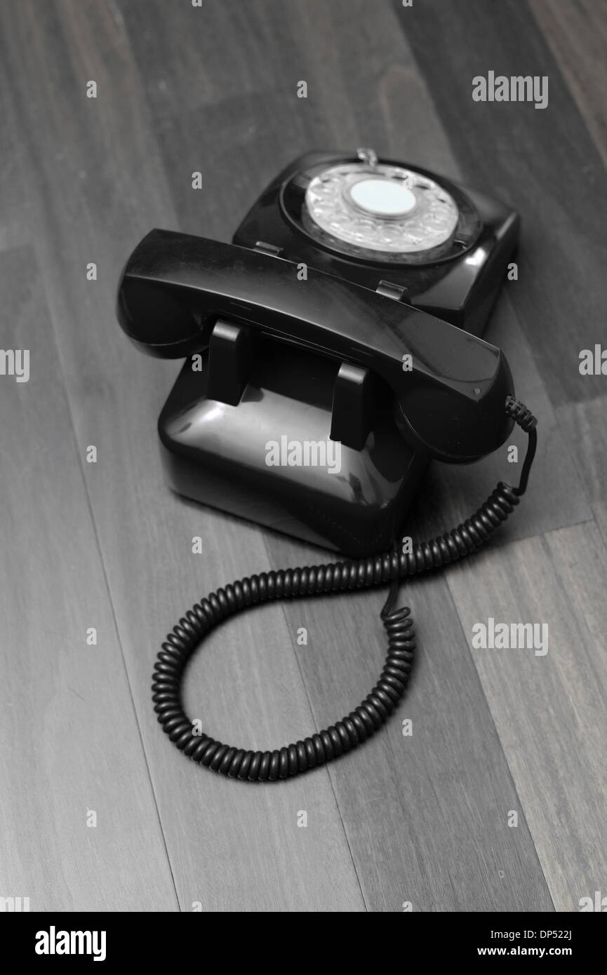 Vintage dial wheel telephone hi-res stock photography and images - Alamy