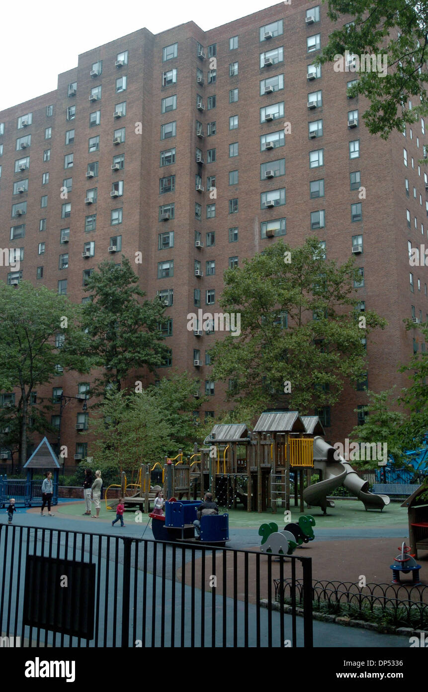 Aug 30, 2006; Manhattan, NY, USA; A buillding in Peter Cooper Village ...