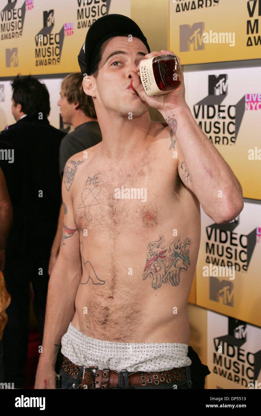 Jackass and mtv hi-res stock photography and images - Alamy